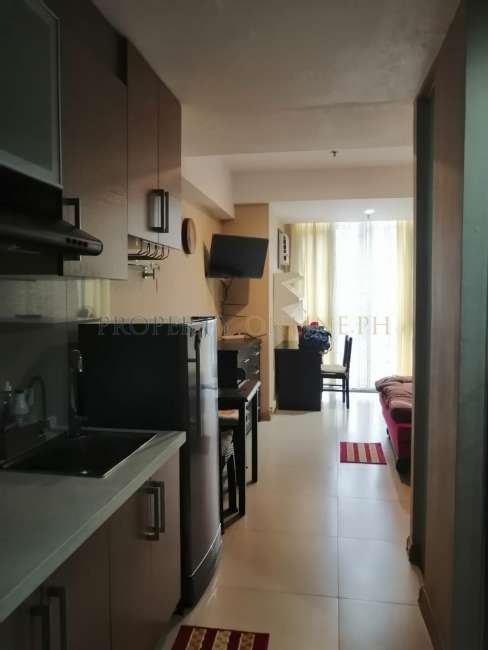 1 Bedroom Condominium Unit For Sale in D' University Place Residences